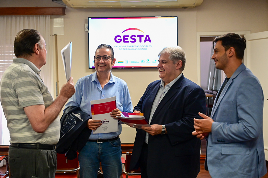 VISITA AL GRUPO GESTA DE VILLA MARIA - FEMUCOR